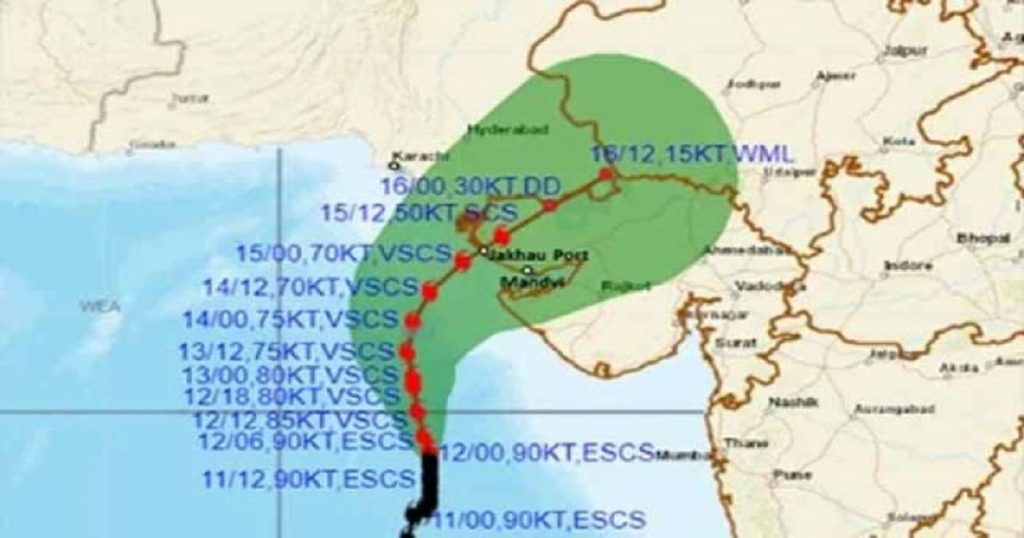 Cyclone 'Biper Joy' changed direction in karachi Pakistan